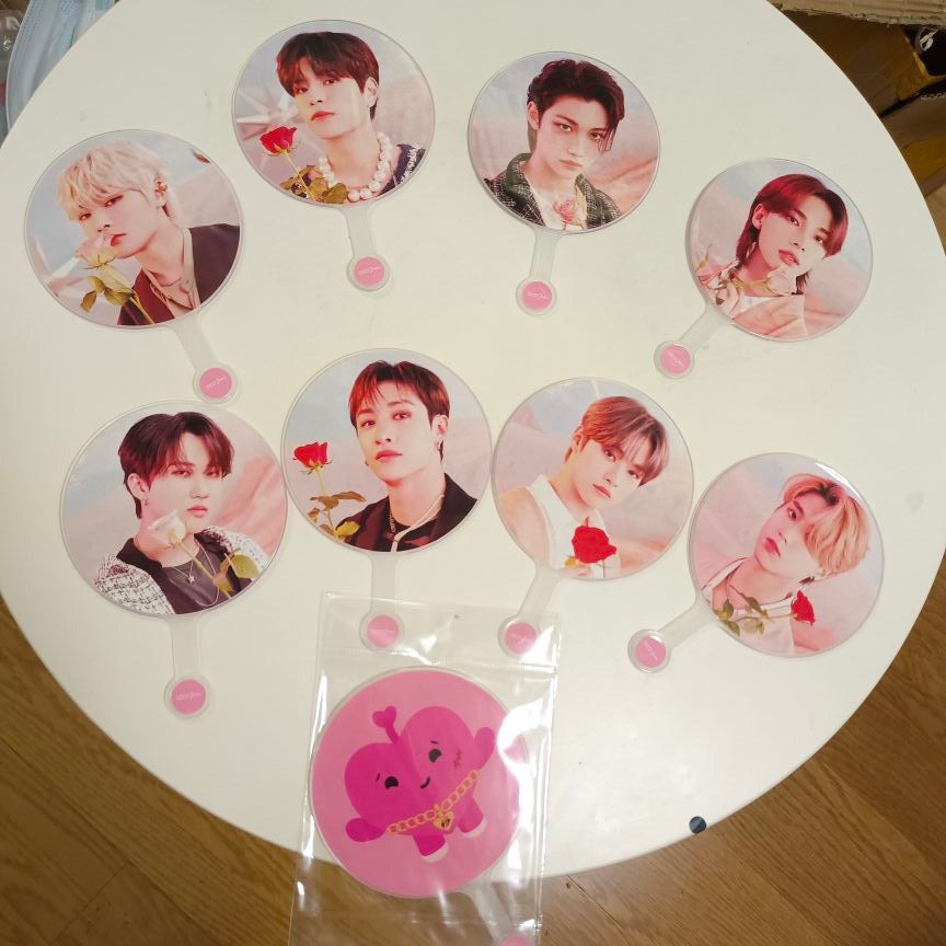 SKZ Pickets – 00:00 Studios